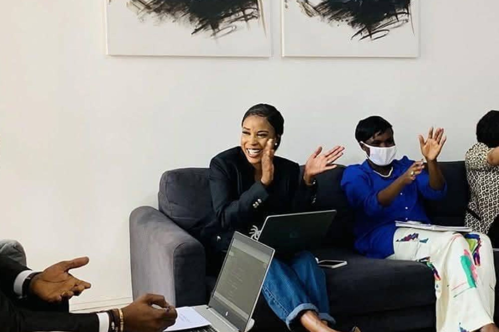 Home - Indigo Pub Guinée